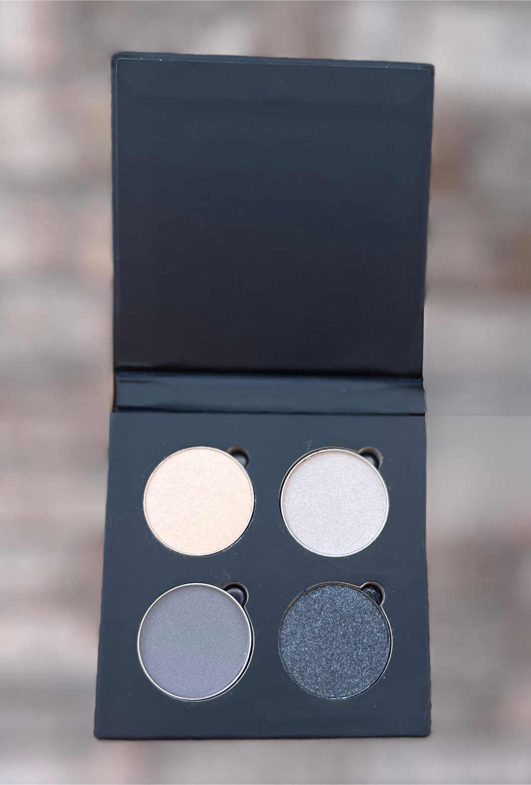 MJ Cosmetics – Makeup Junkie Bags