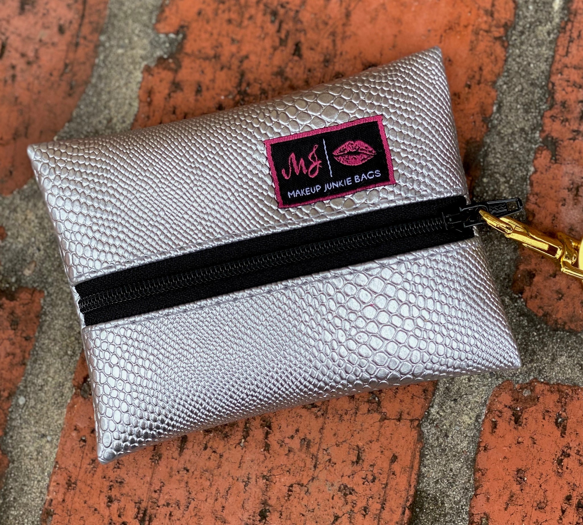 Micro (Note* No wipeable Liner) – Makeup Junkie Bags